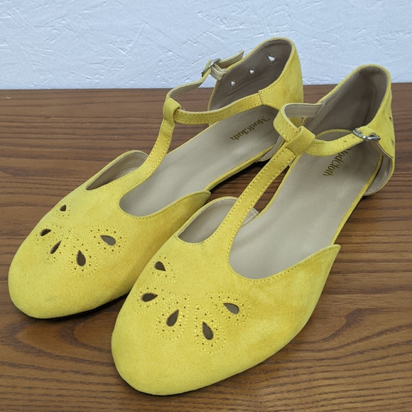 Modcloth | Shoes | Modcloth Retro Yellow Flats | Poshmark